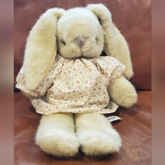 Russ | Toys | Vintage Russ Beige Bunny Rabbit Belinda Stuffed Animal ...